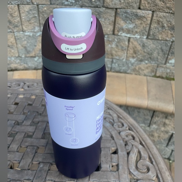 owala | Dining | Nwt Owala 32oz Stainless Steel Freesip Spout Water ...